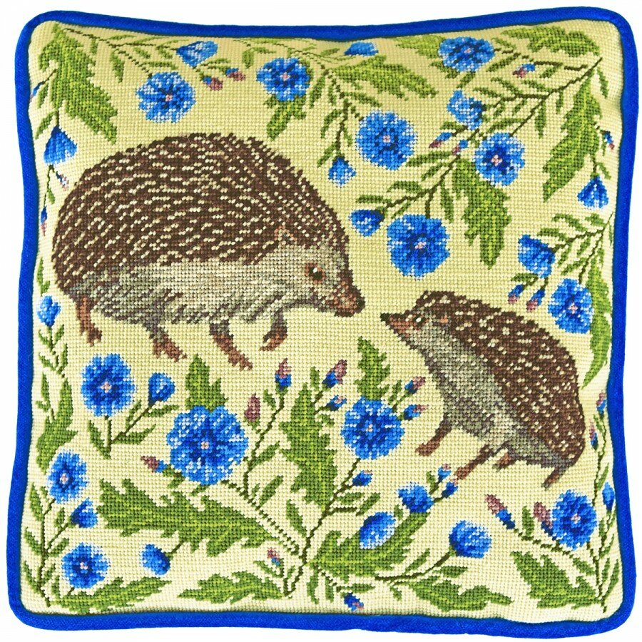Набор для вышивания подушки Prickly Pair 35,5 x 35,5 см Bothy Threads TAP11