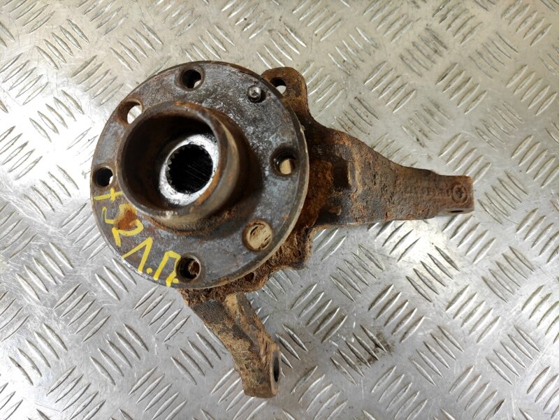 Кулак поворотный передний левый OPEL Vectra B 90468577