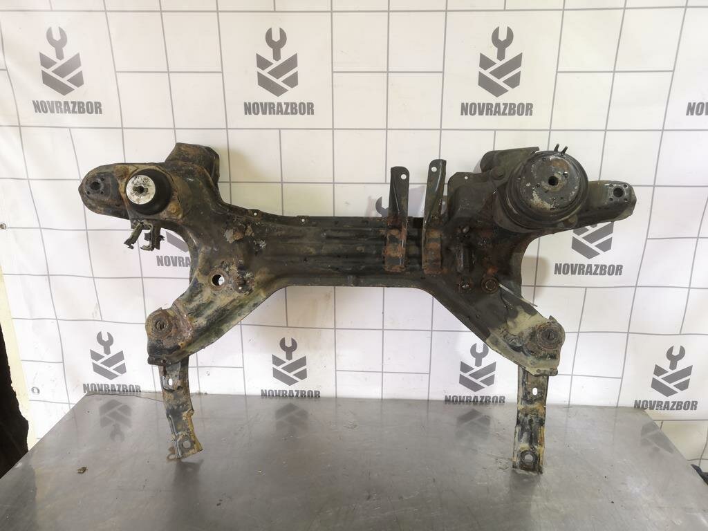 Балка подмоторная VW Golf 3 Vento 91-97