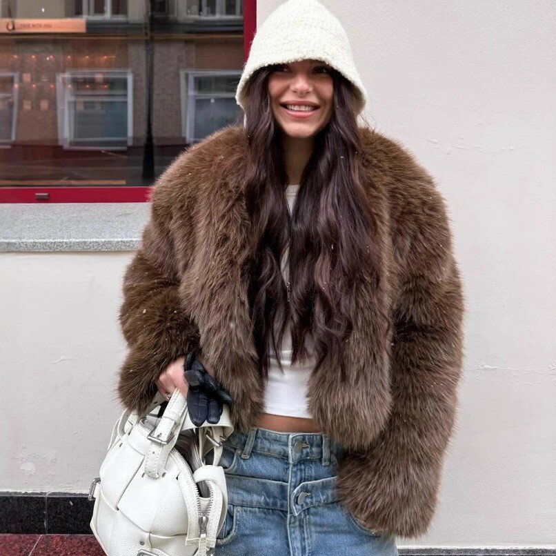 Осенне-зимняя шуба короткая Tokas Fur женская повседневная уличная шуба из лисы