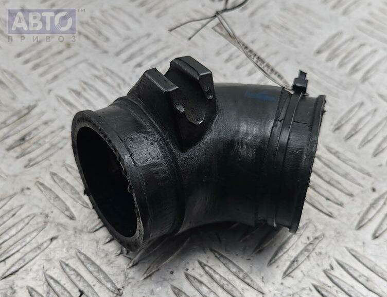 Патрубок интеркулера Volkswagen Passat B5