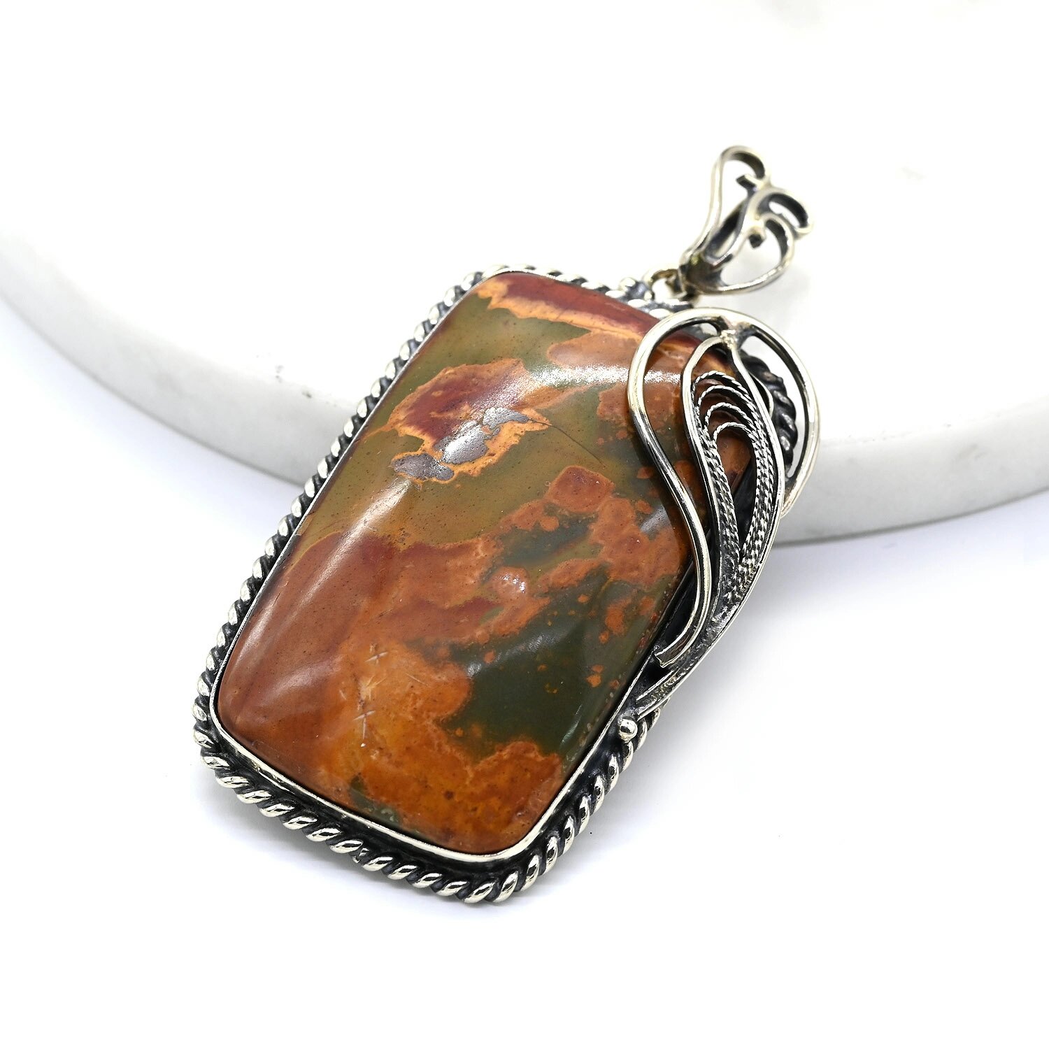 Подвеска, яшма