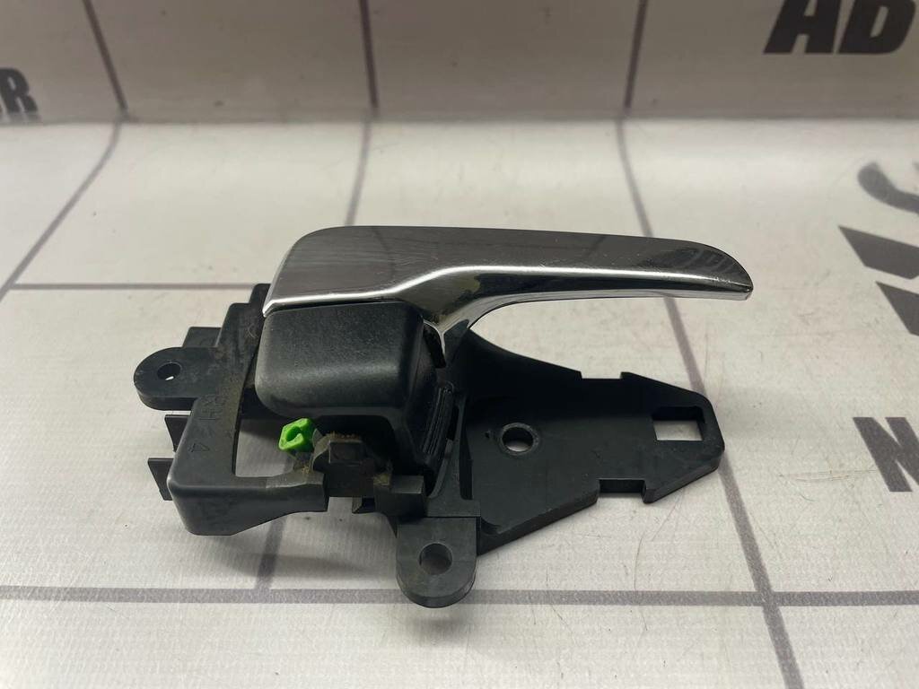 Ручка двери внутренняя правая Mitsubishi Lancer 10 CX CY 07-17