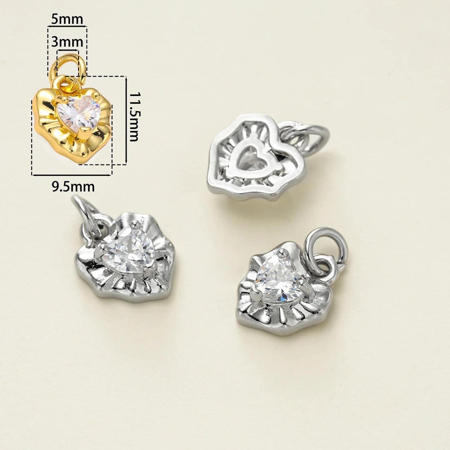 Подвески-талисманы St.kunkka сердечком из меди с покрытием под золото 18 карат Platinum