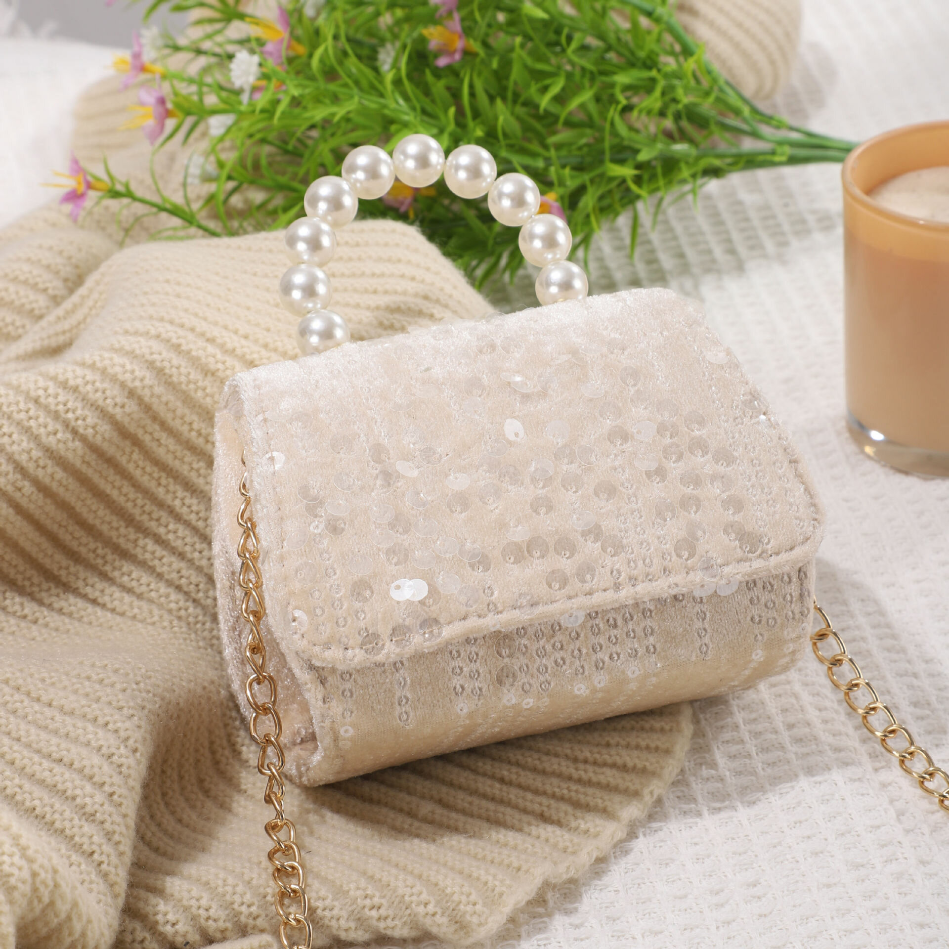 Осень Зима Новая мода Сумка из шерсти с пайетками для девочек Стильная сумка с жемчугом Сумка через плечо Сумка с магнитной застежкой