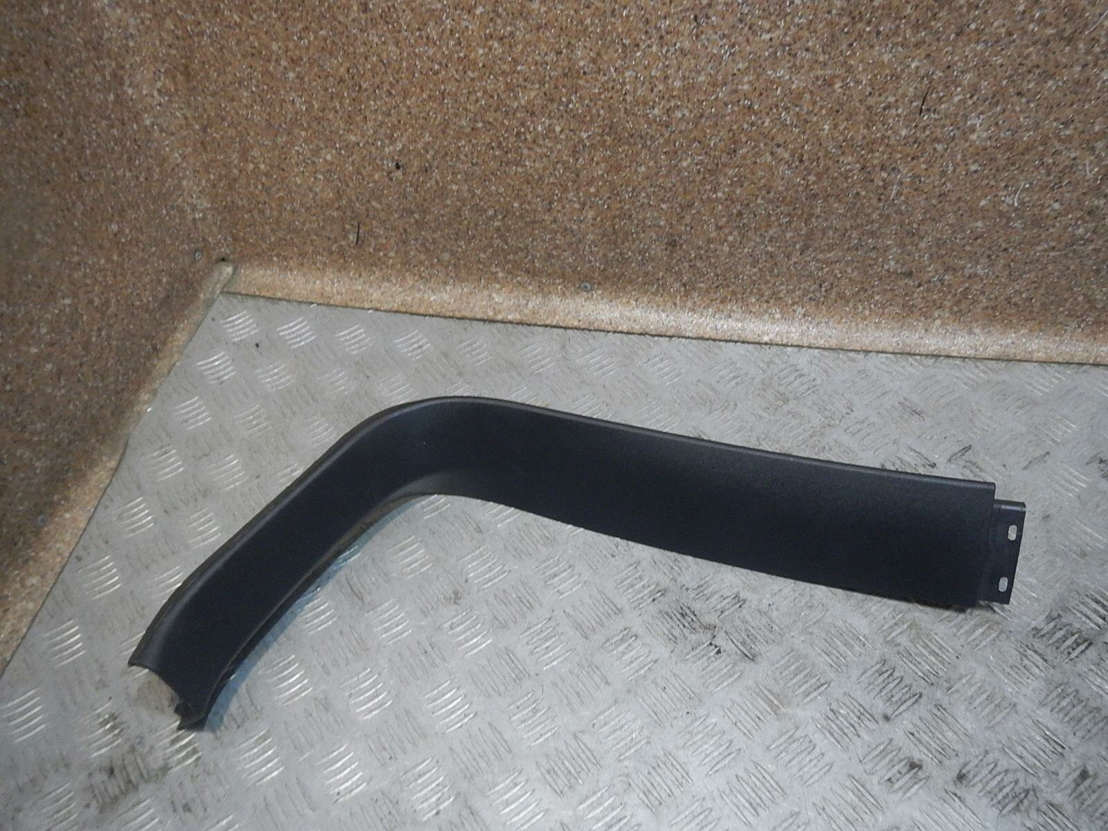 Б/У Обшивка двери багажника, Opel (Опель)-ASTRA H (04-) OPEL ASTRA H (04-) Универсал,верхняя правая. Царапины. 416175 GEN...