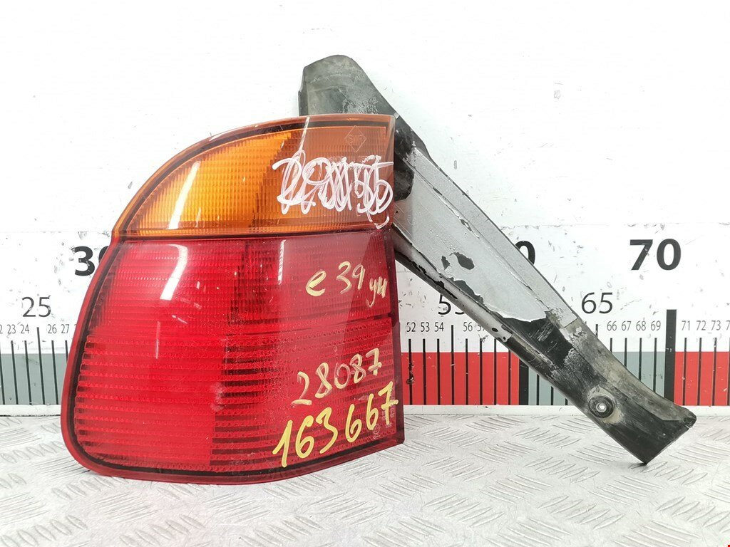 Фонарь задний левый BMW 5-Series (E39) 63218371327 арт. 2196987