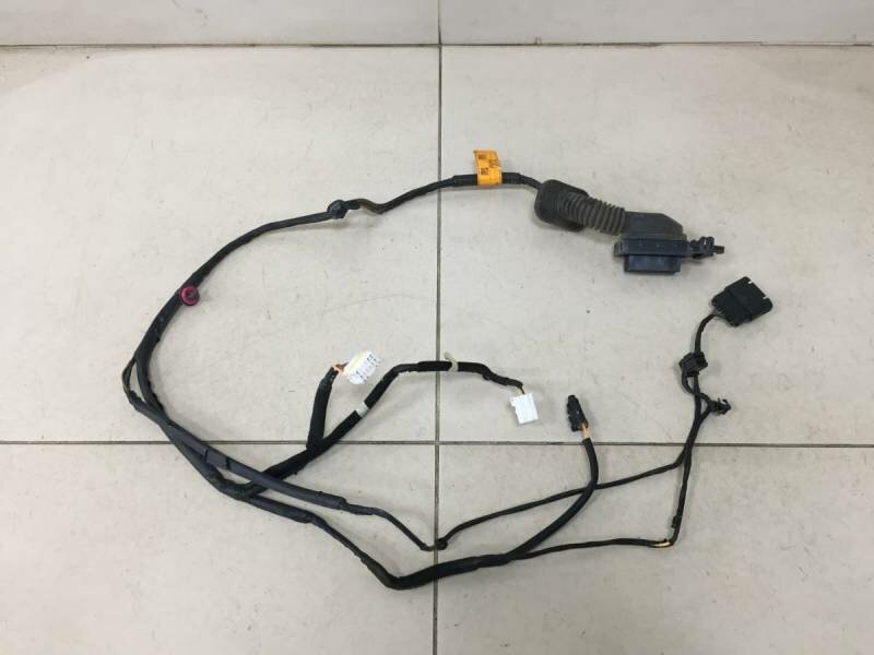 Проводка двери Kia Rio X-Line 2017 кат.номер: 91610H0030