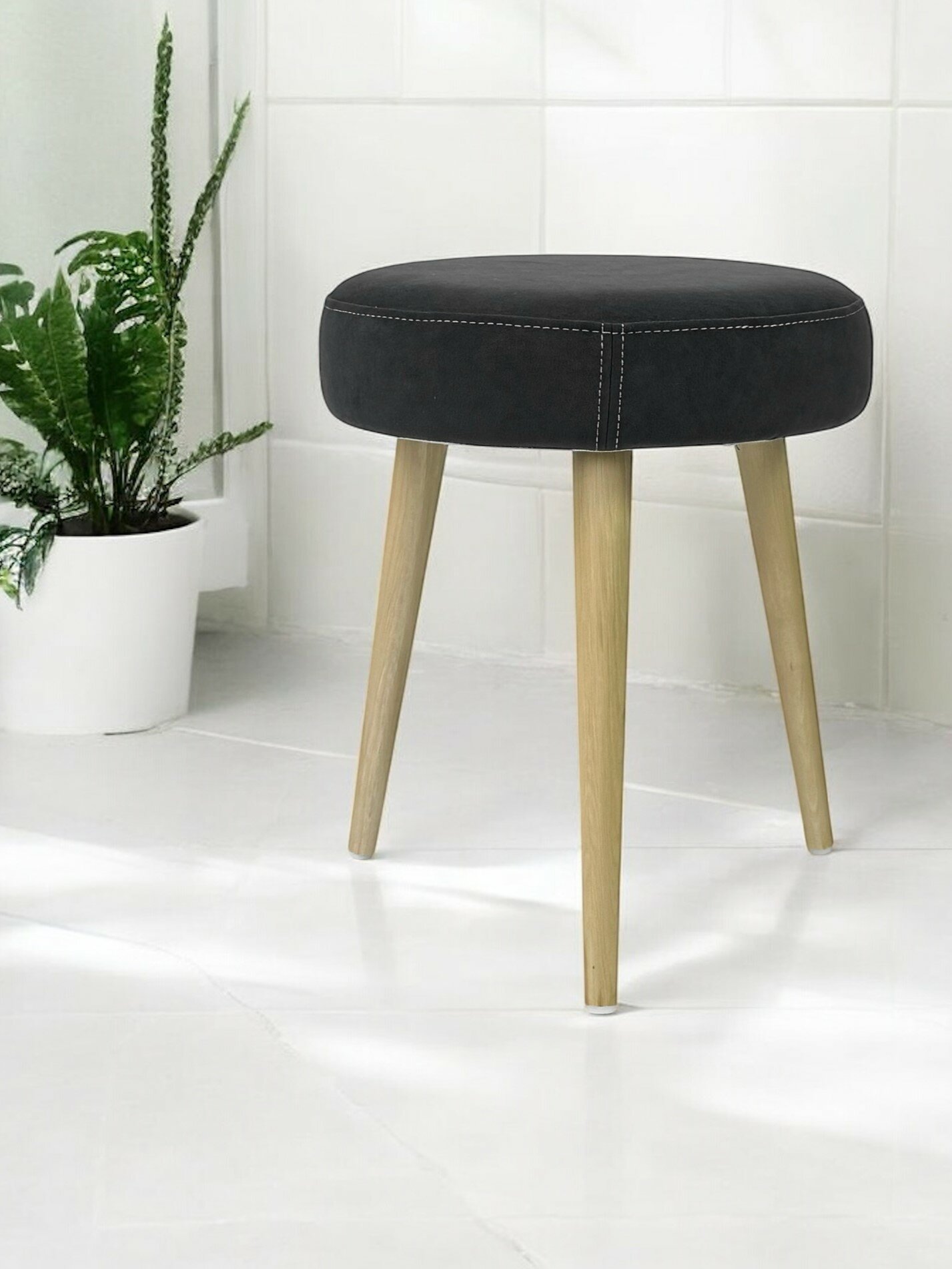 Табурет для кухни мягкий, графит, ножки прозрачный лак. табуретки для кухни