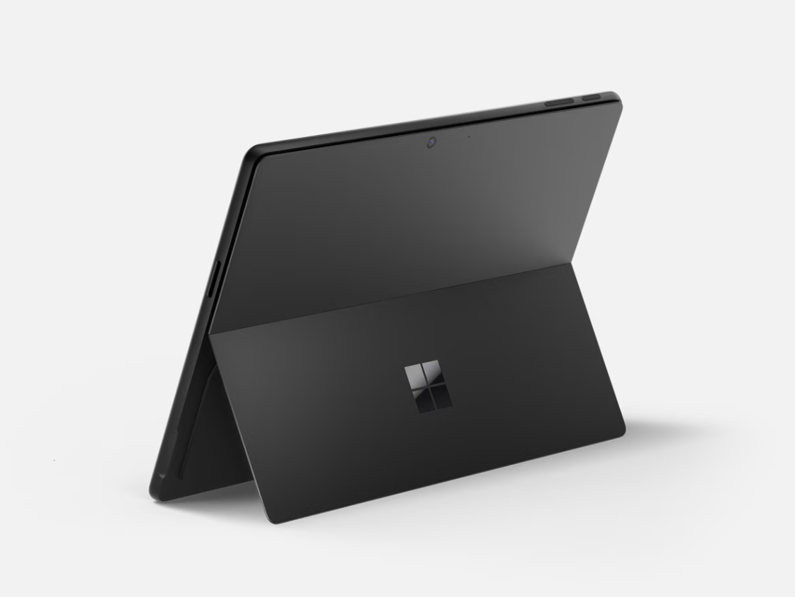Планшет Microsoft Surface Pro 11 Copilot+PC Snapdragon X Elite, OLED, 64 ГБ, 1 ТБ (Black) (Windows 11 Home)