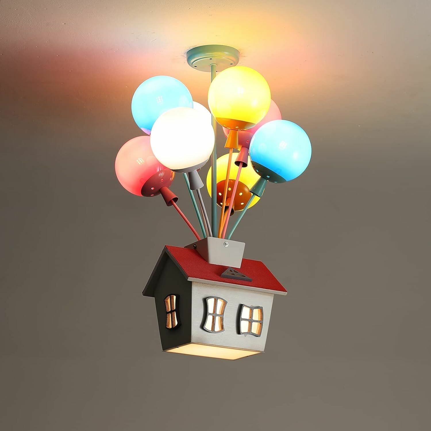 Потолочный светильник