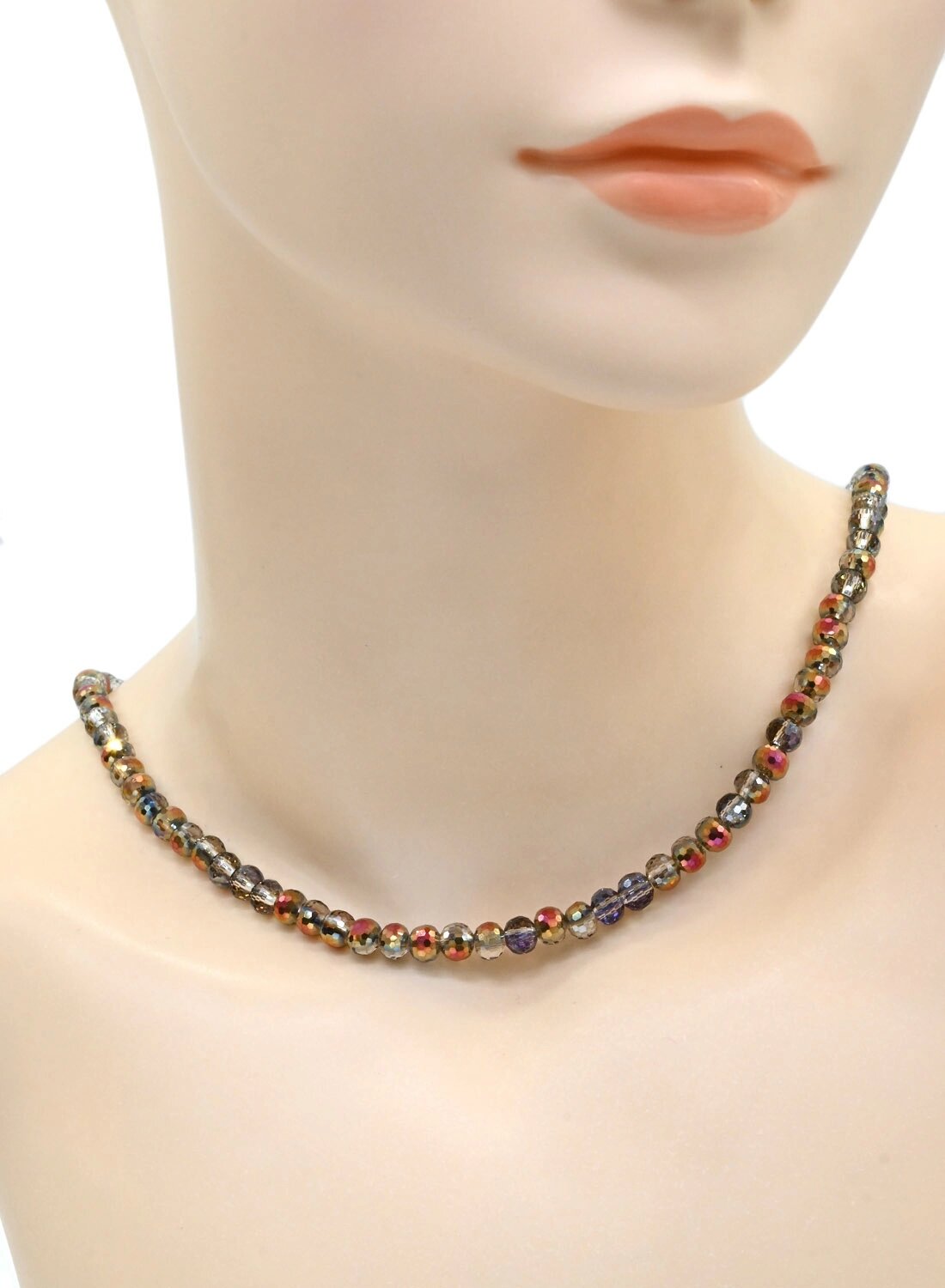 Бусы, циркон