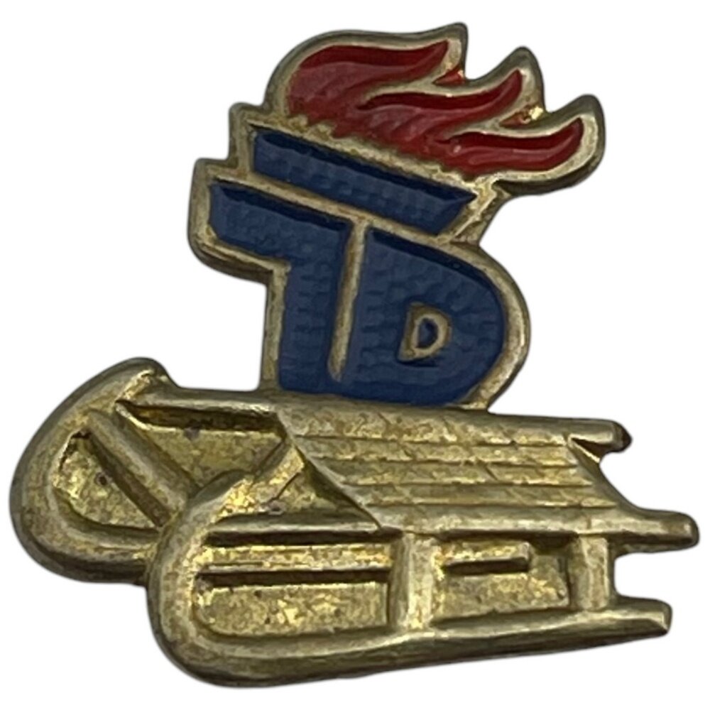 Знак "Соревнования по санному спорту среди пионеров" ГДР 1961-1970 гг. (лот №7)