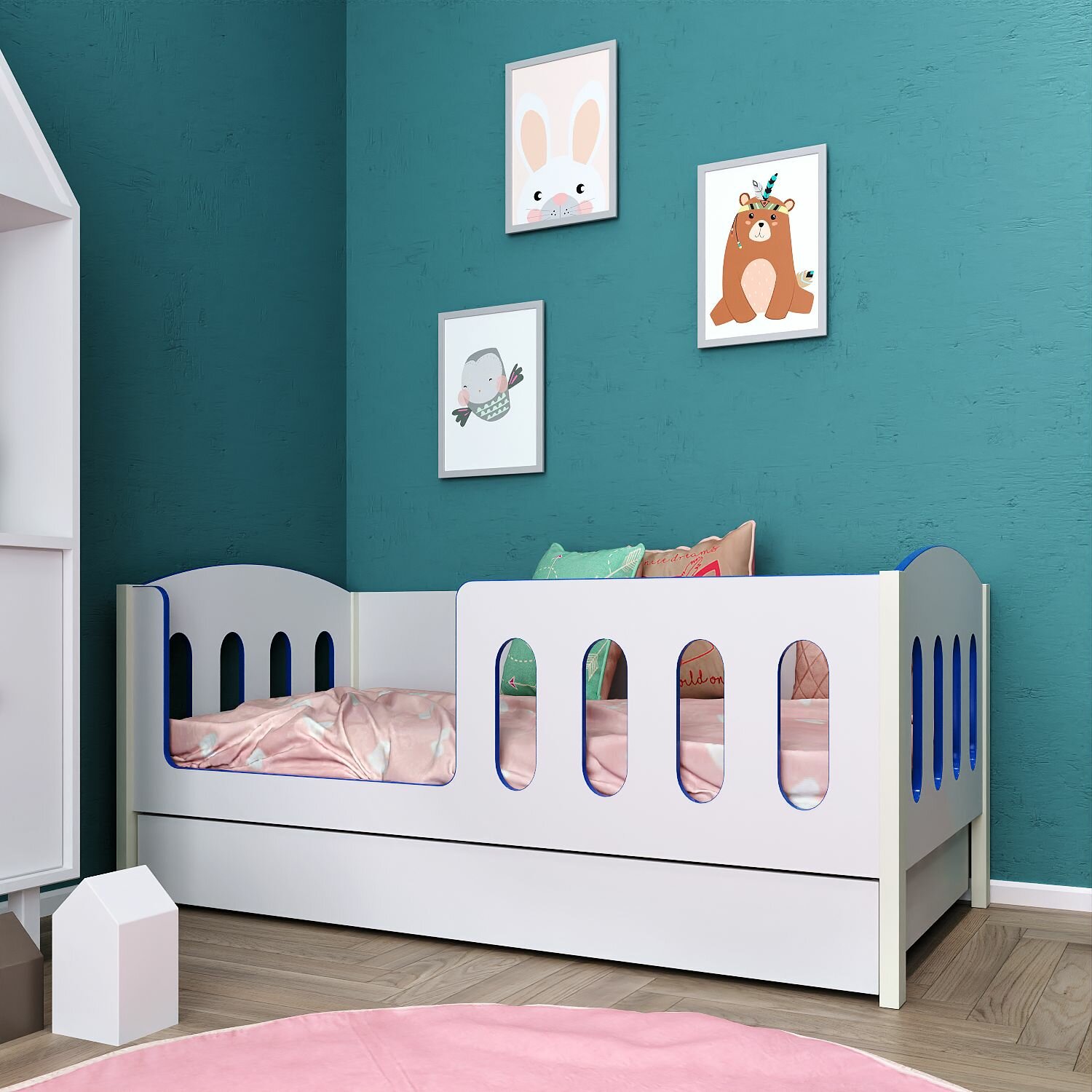 Кровать детская с бортиком 160х80,"Малышка Классик" БазисВуд, с ящиком, цвет синий, ножки белые