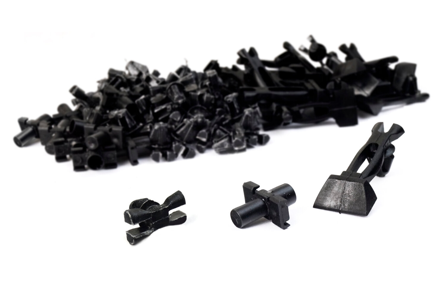 Комплект держателей молдингов для ВАЗ 2101-2104, 2106