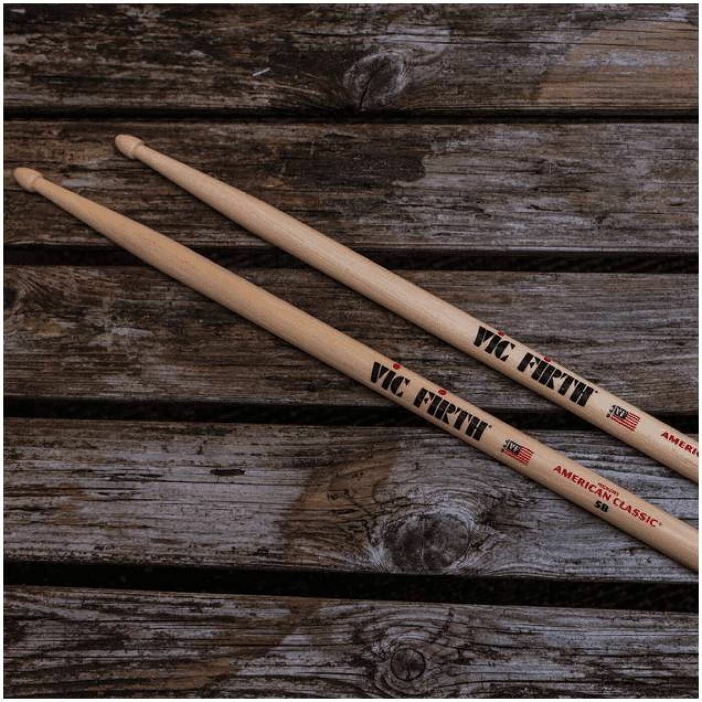 Барабанные палочки Vic Firth American Classic 5B каплевидные, орех