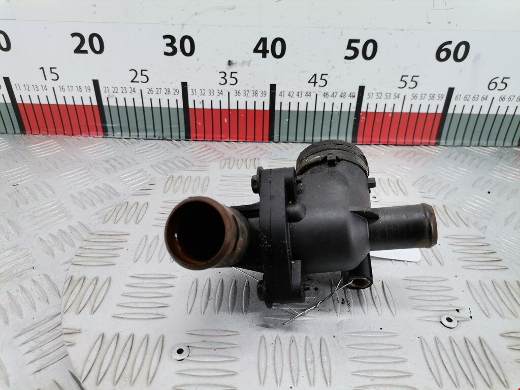 Корпус термостата Ford Transit 4 1358105 арт. 1804467