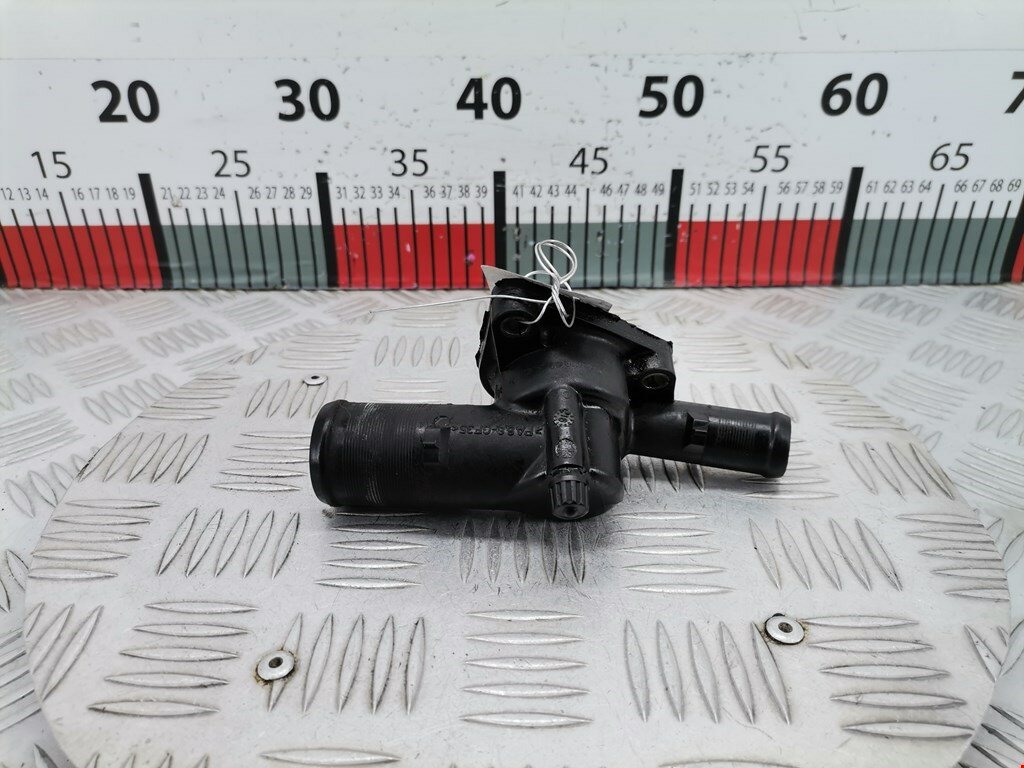 Корпус термостата Renault Clio 2 8200660882 арт. 1861930