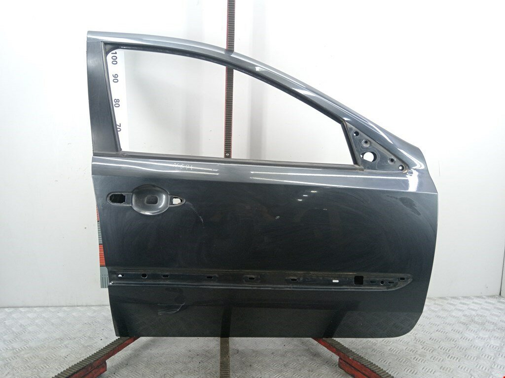 Дверь передняя правая Renault Laguna 2 7751472438 арт. 2096849