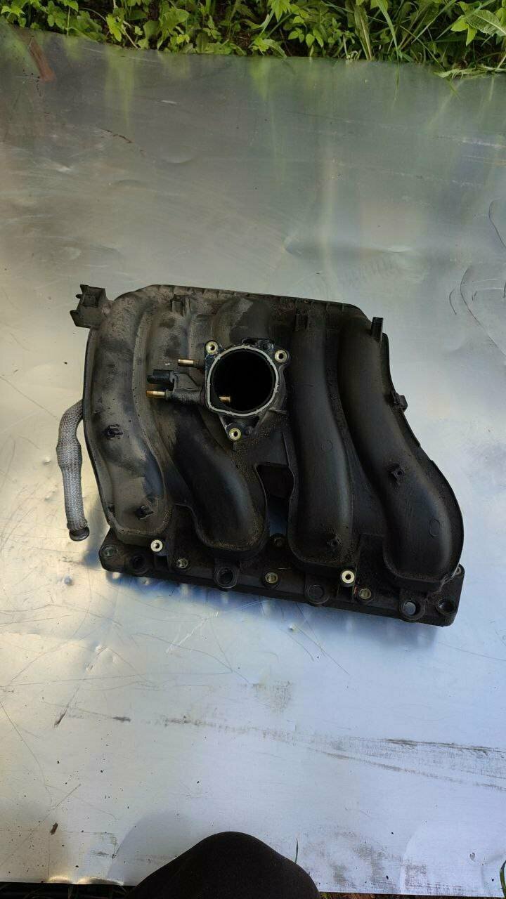 Впускной коллектор Peugeot 407 (2004 - 2008) 9636741080