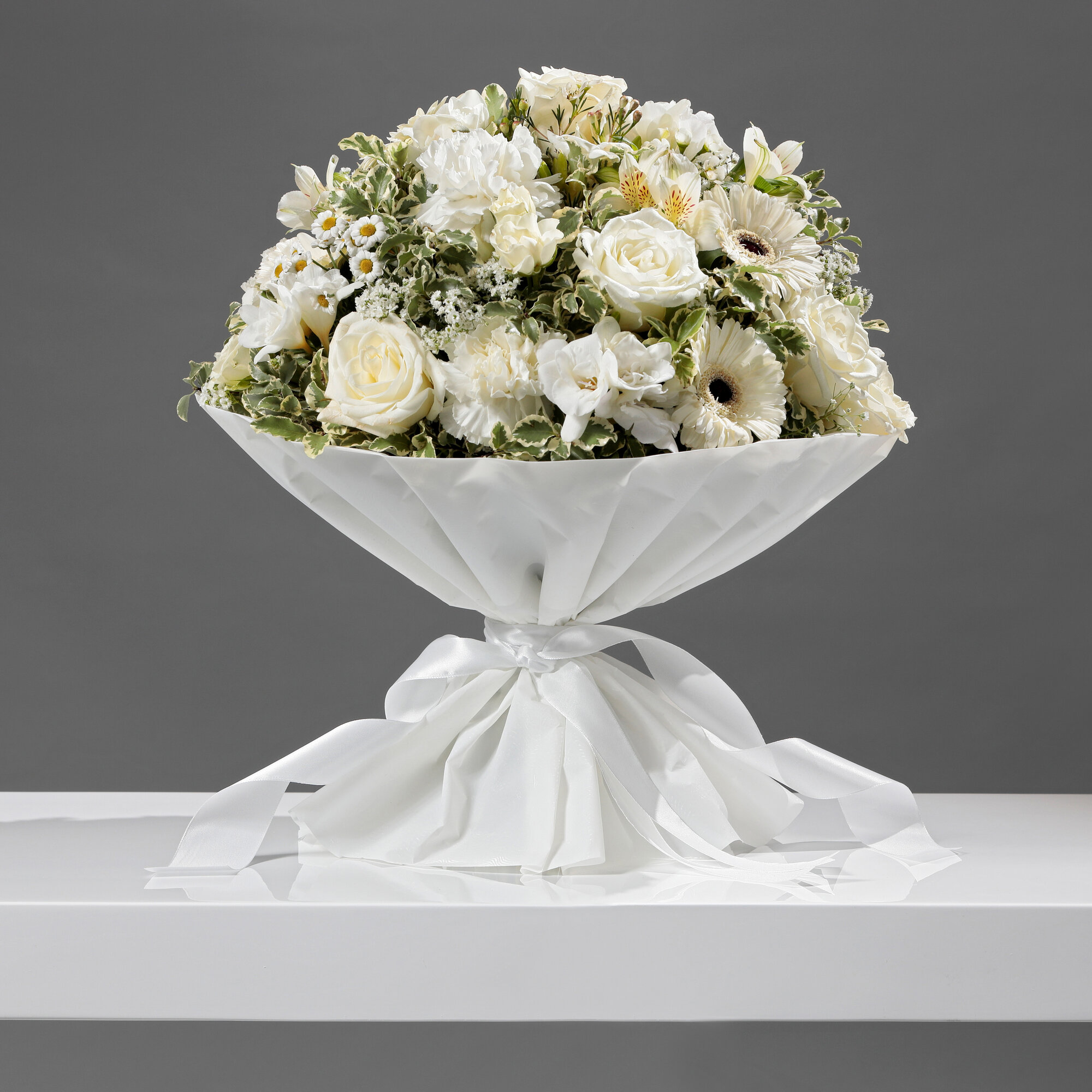 Сборный букет "Белый"