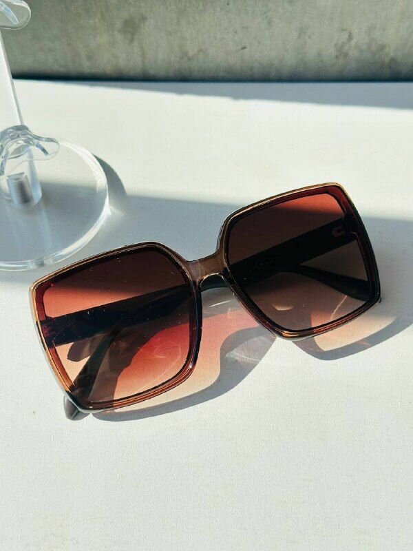 Солнцезащитные очки