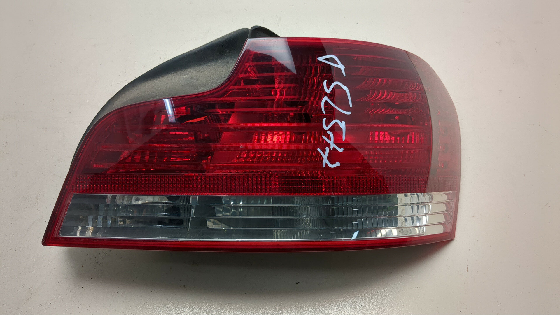 Фонарь (задний) правый BMW 1 E87 Б/У