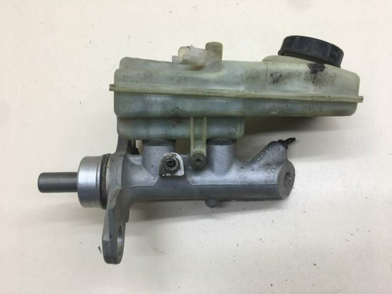 Цилиндр тормозной главный Renault Megane 2 2002-2009