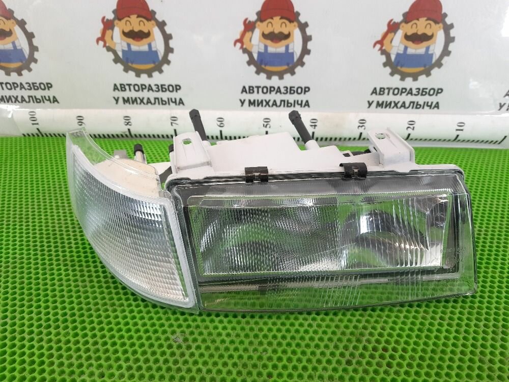 Фара левая ВАЗ 2110,2111,2112 21100371101000