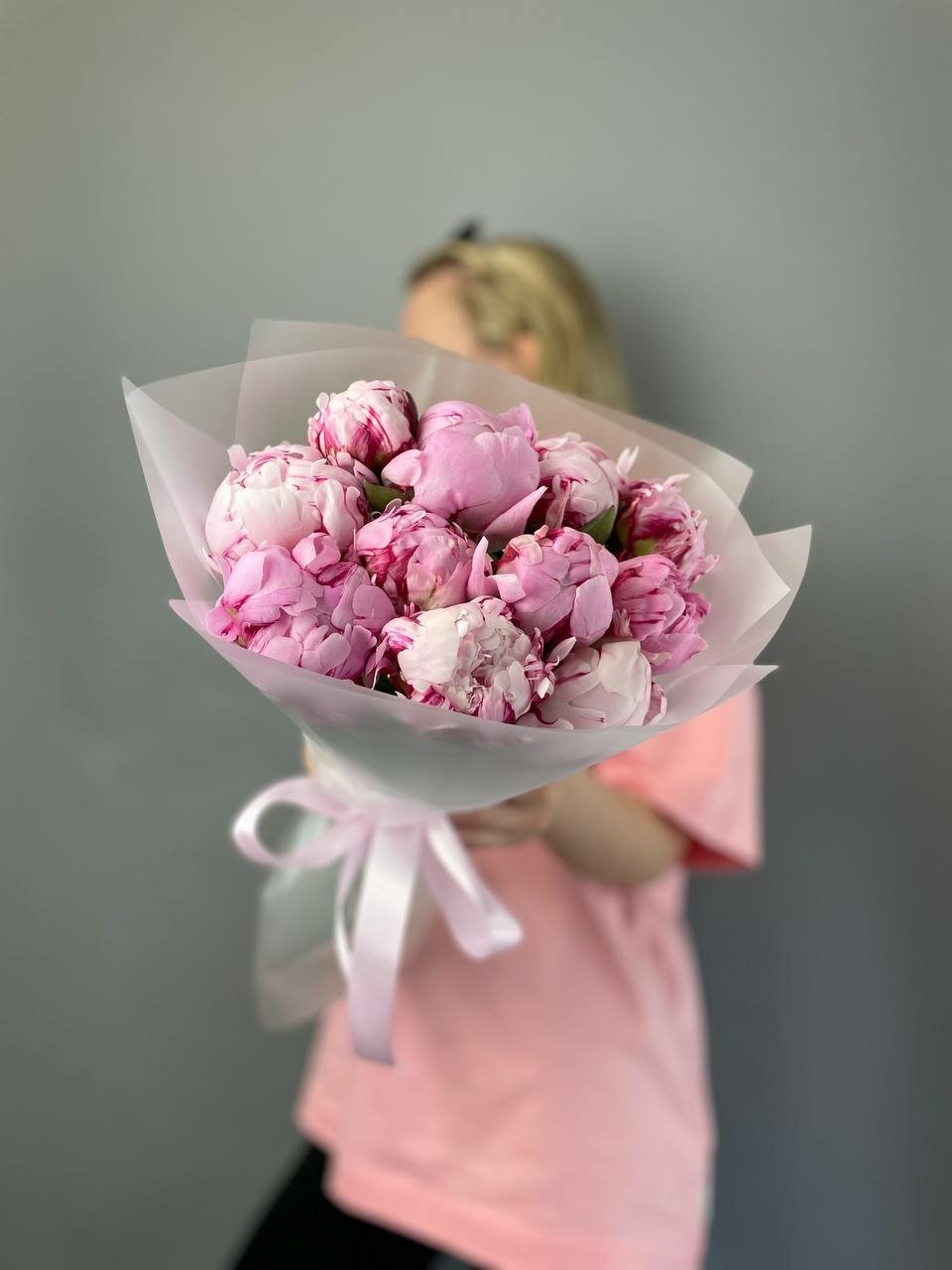 Букет "Розовые пионы сара бернард" 11 штук, размер M, от "Di_Flowerslab