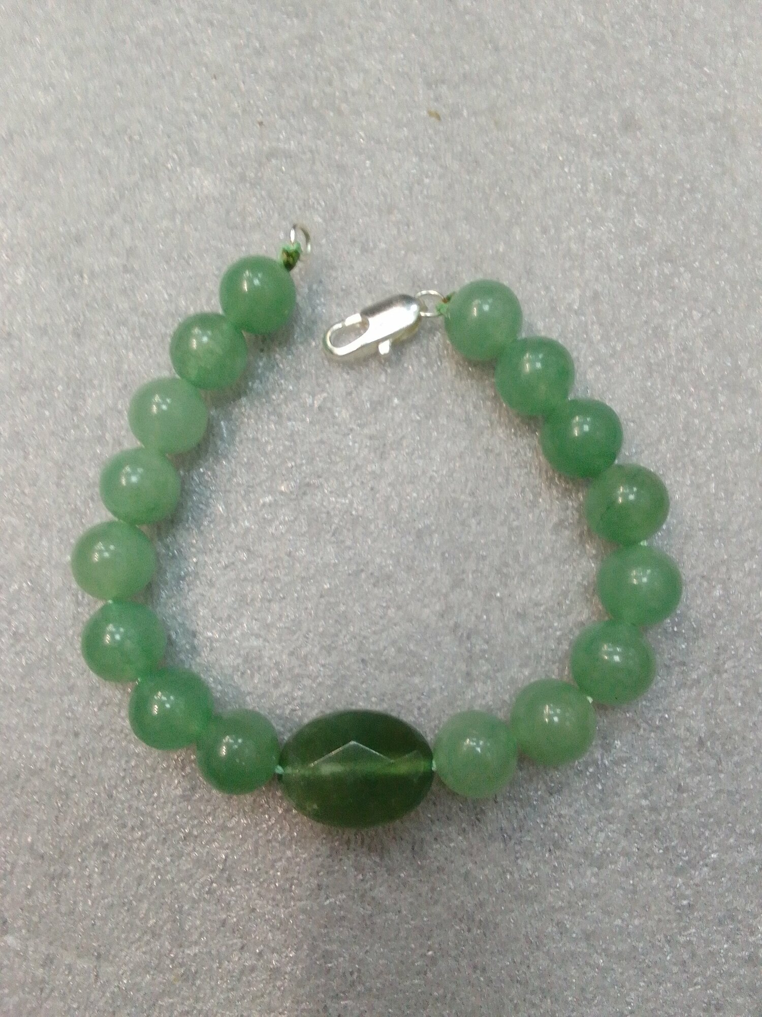 Браслет, нефрит