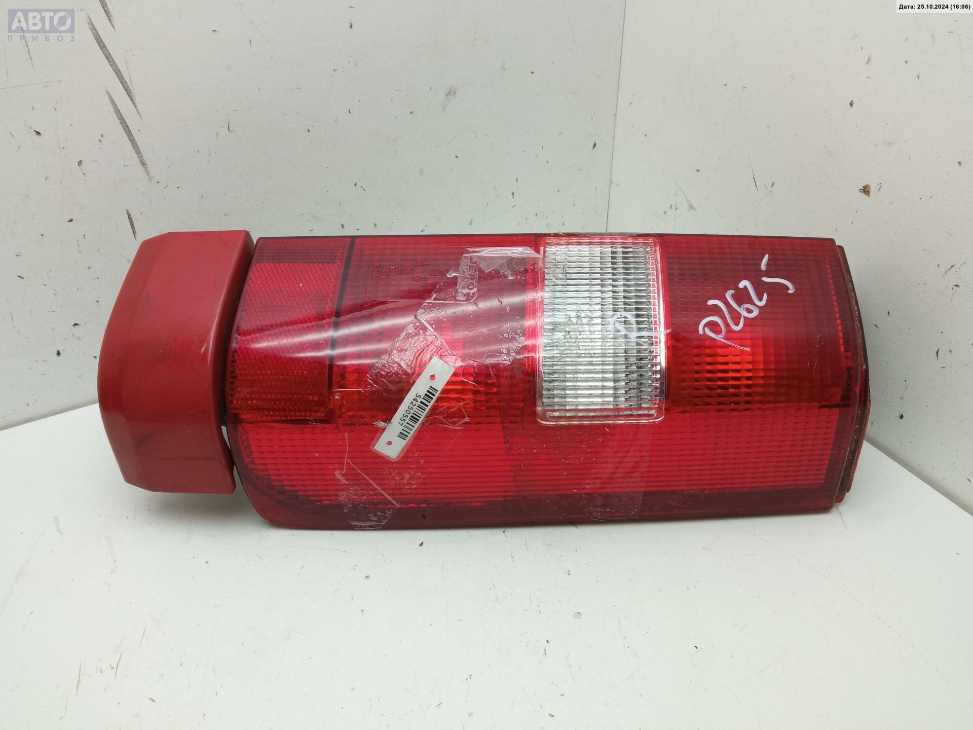 Фонарь задний правый Volvo 850