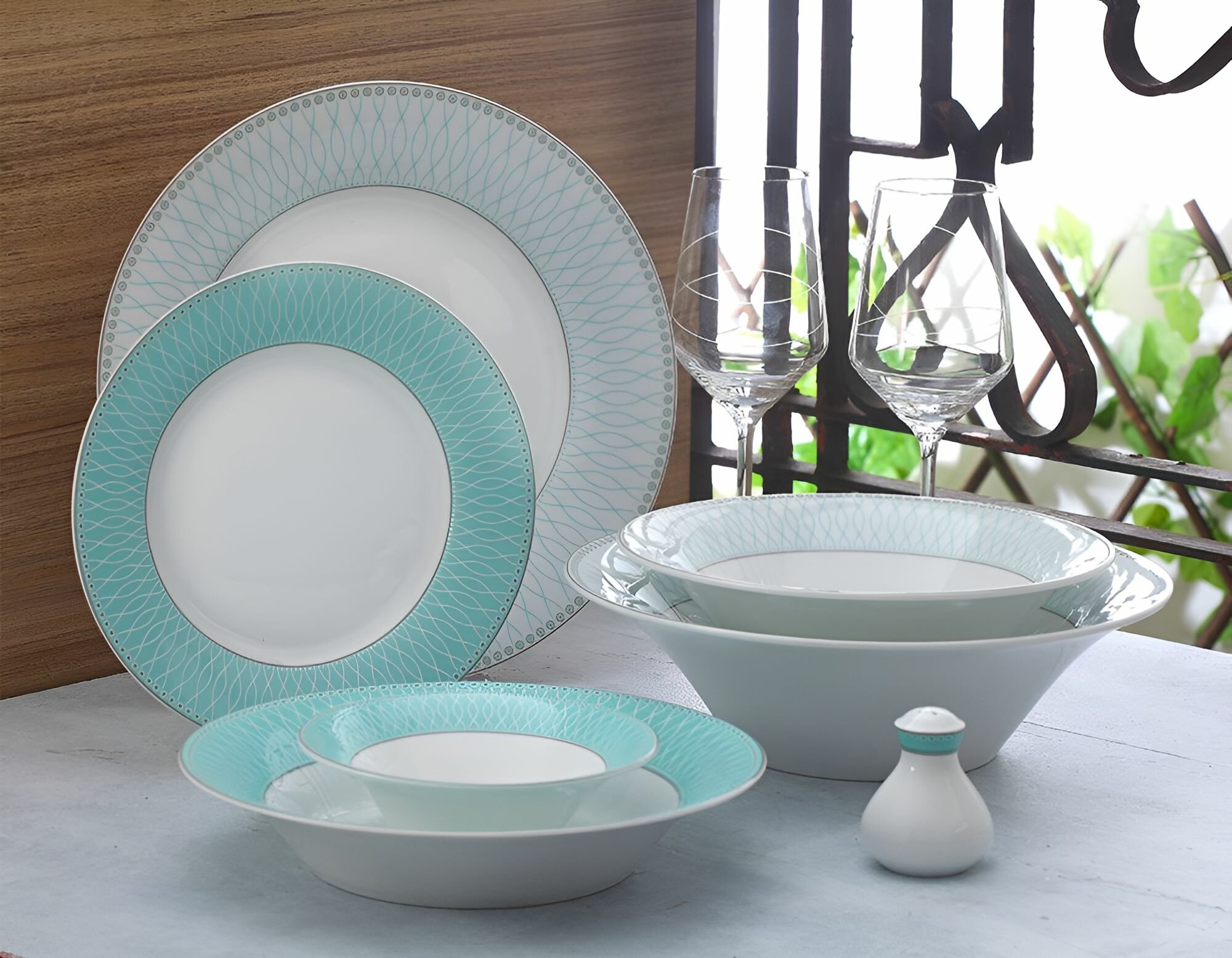 Сервиз обеденный фарфоровый Тиффани на 6 персон 35 предметов