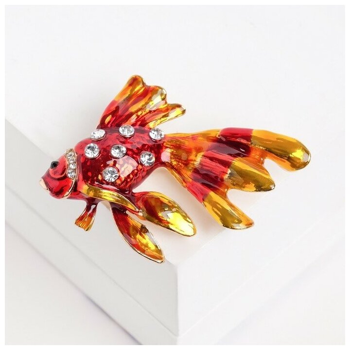 Брошь, стразы, эмаль