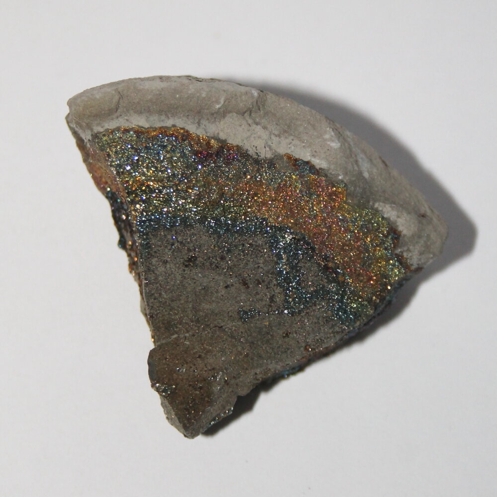 Радужный марказит, пирит, коллекционный образец "True Stones"