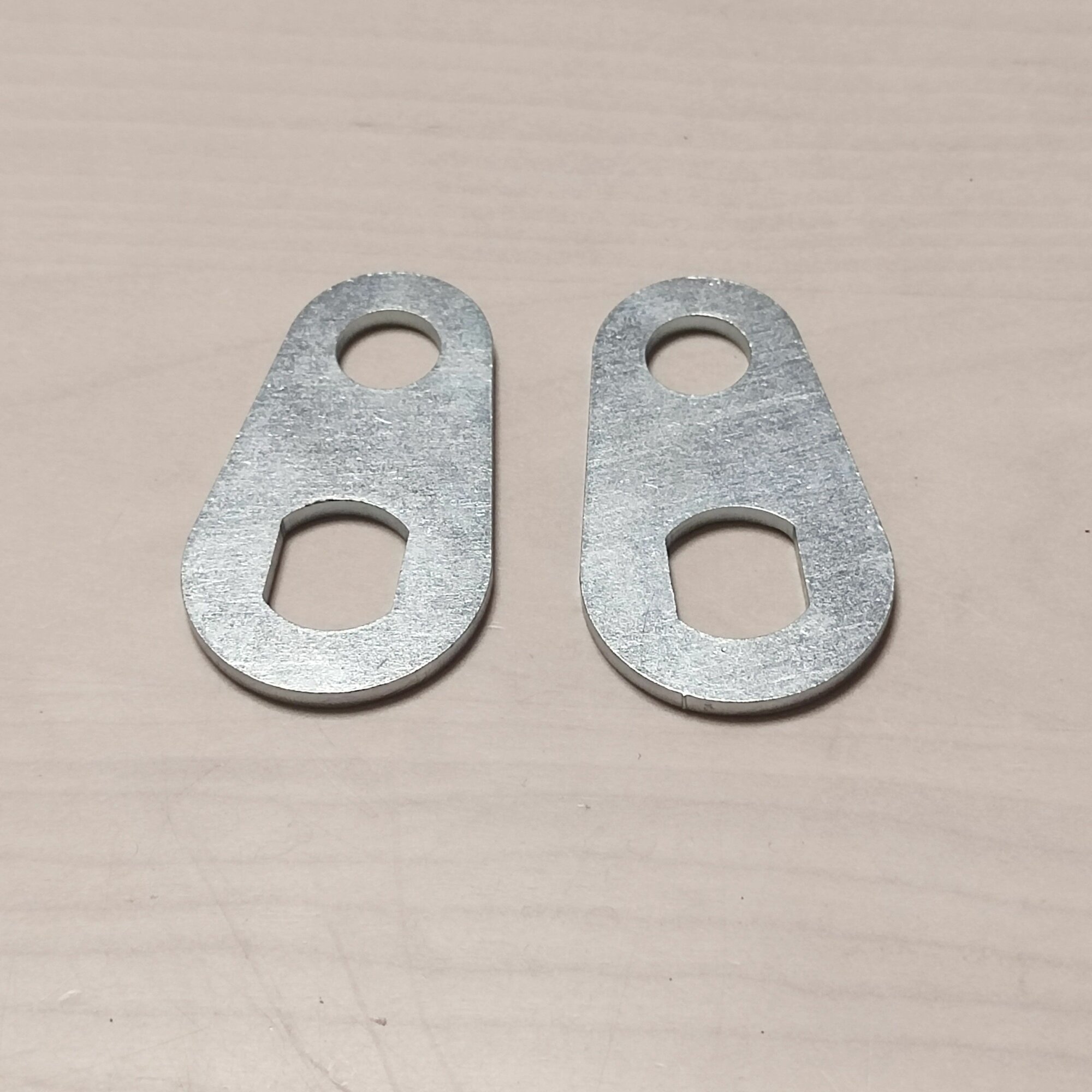 Мотоцикл Иж Кронштейн крепления задних поворотников ИЖ Орион цинк (цена за пару)