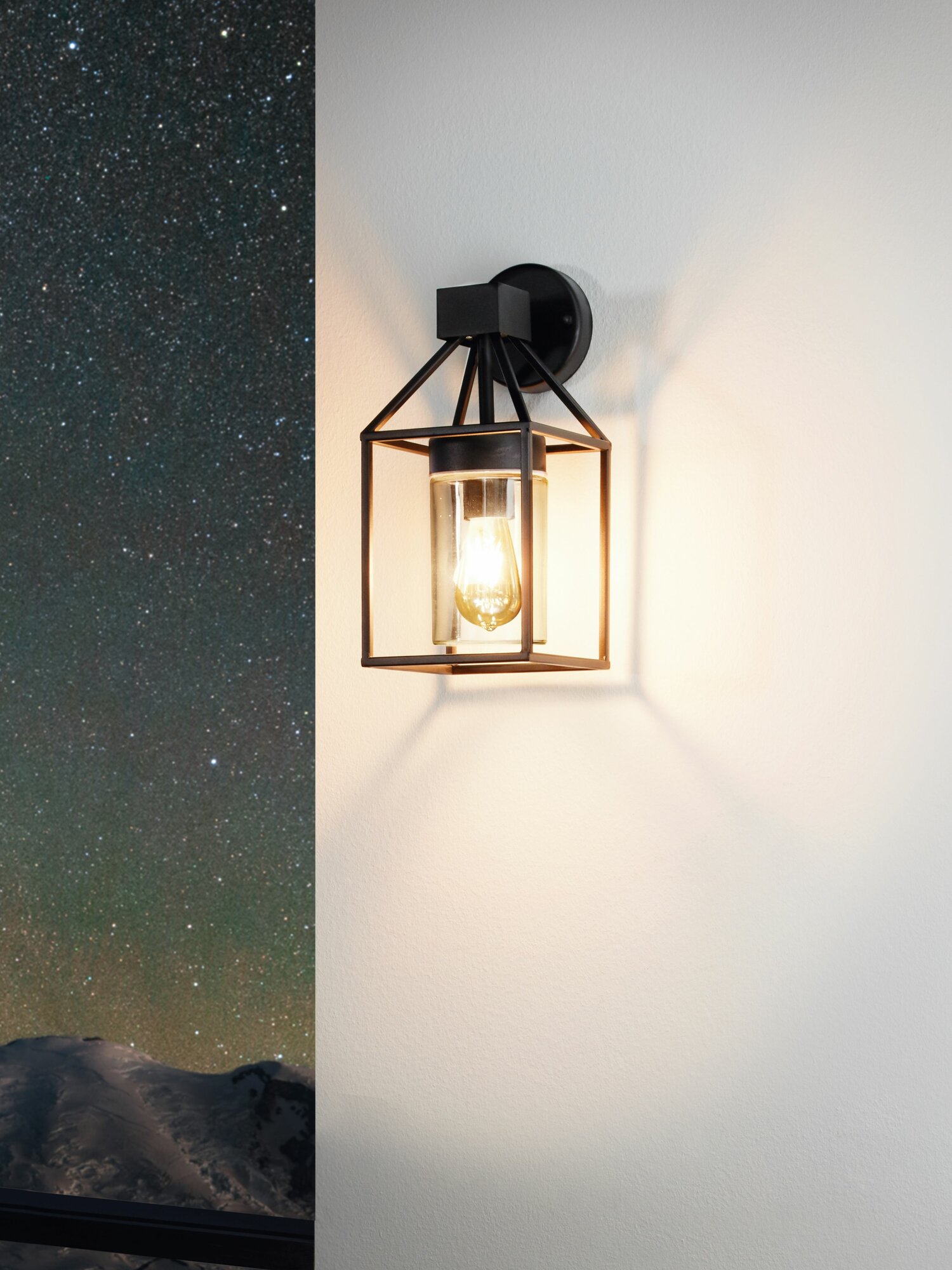 Светильник уличный настенный EGLO TRECATE 97296