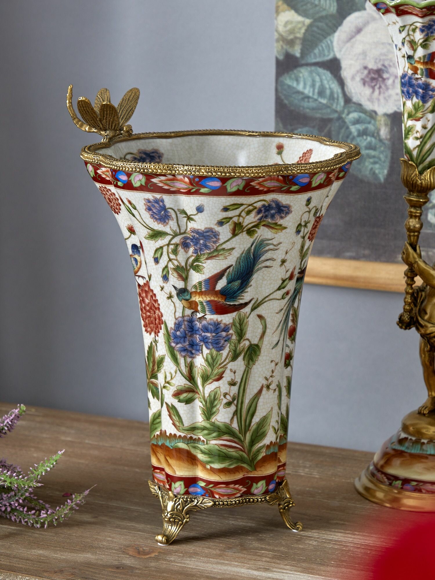 31G2663/A1159HC/HX2145E Ваза со стрекозой 23х21х32см, Glasar