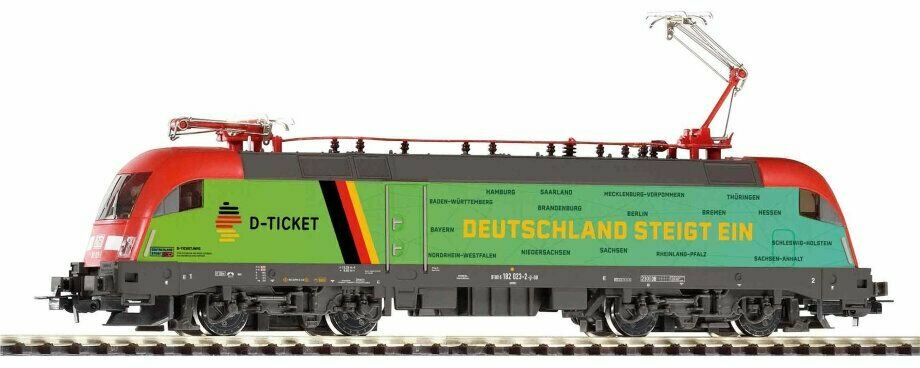 Piko 57927 Электровоз Taurus Deutschland-Ticket DB AG VI (DSS 8 пин), H0, 1/87 16,5мм