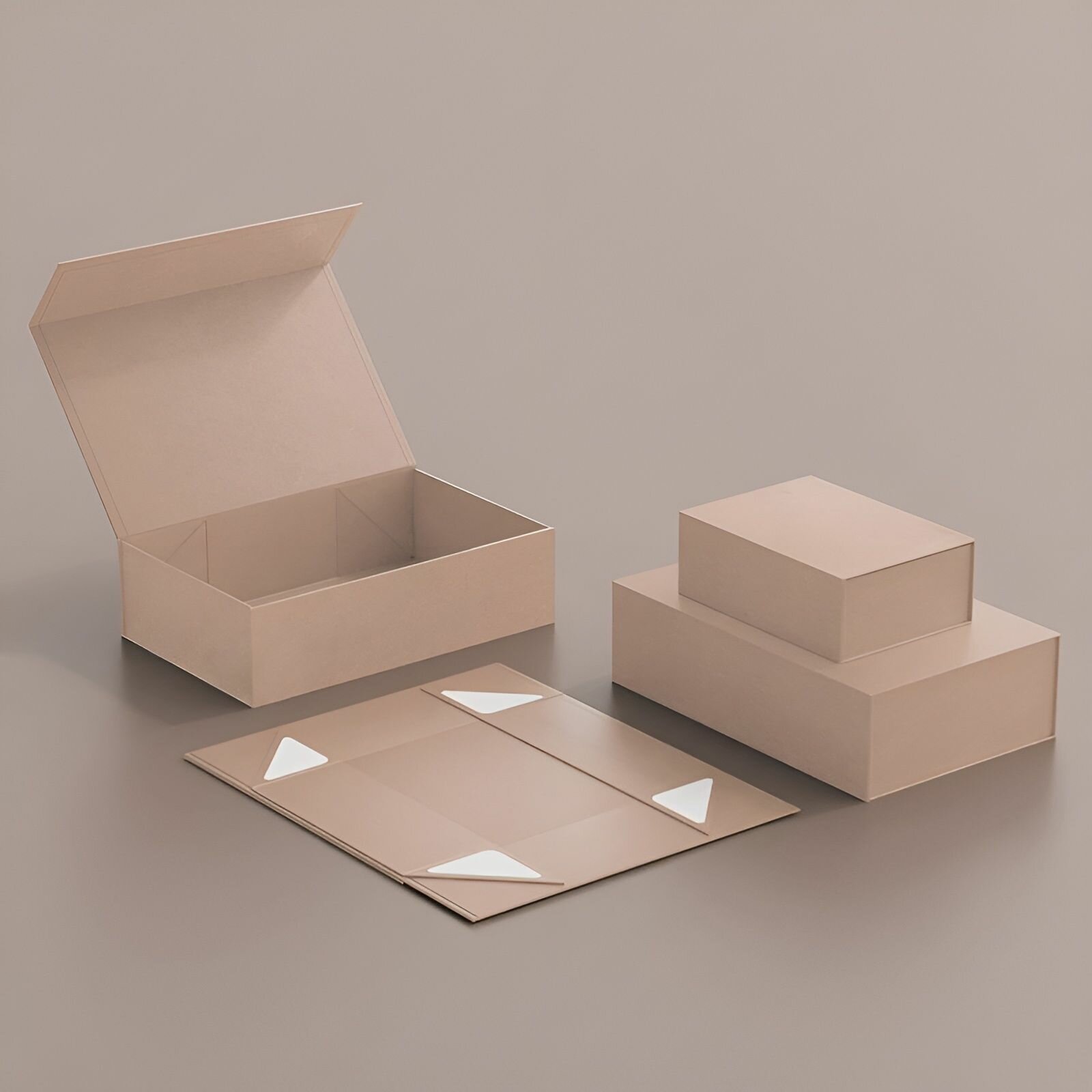 Подарочная коробка самосборная, бархатная на магните 22*16*8 см - бежевая К00047А