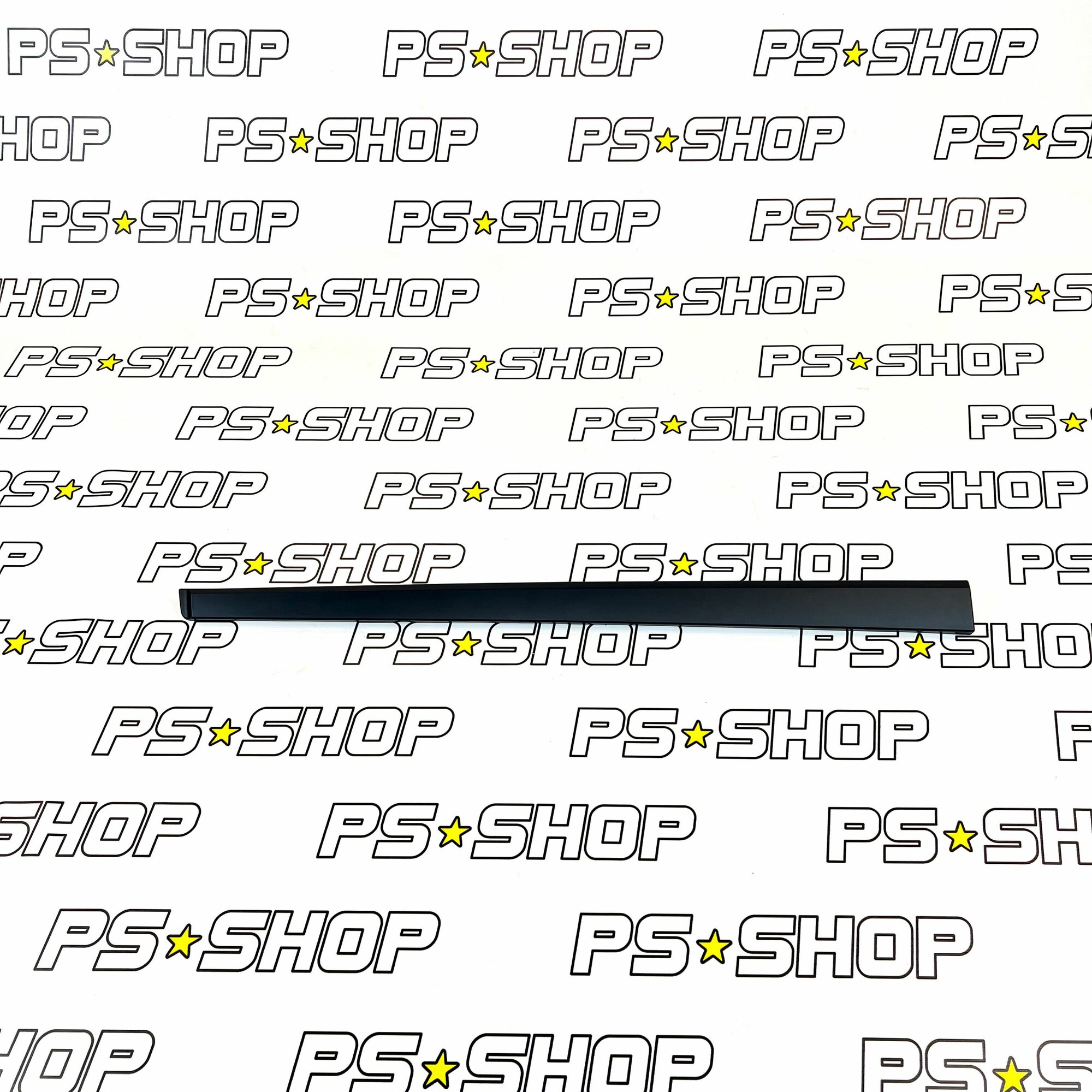 Молдинг передней двери 2180 Vesta SW Cross / левый арт: 8450031025