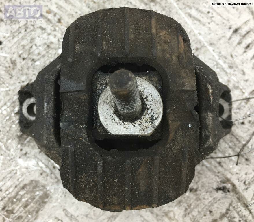 Подушка крепления двигателя BMW 5 E60/E61 (2003-2010)