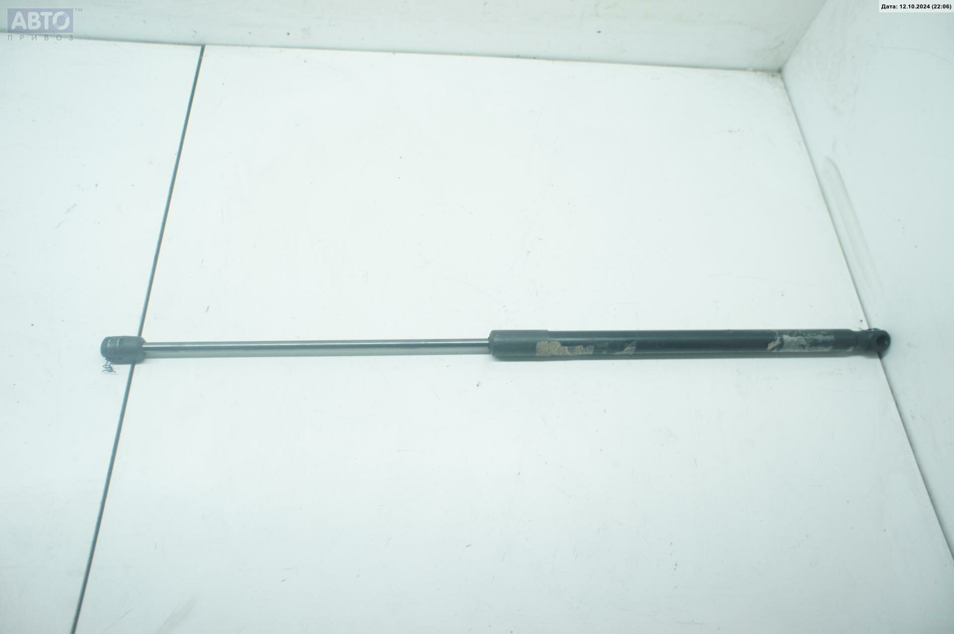 Амортизатор крышки (двери) багажника Ford Focus 3 (2011-2018)