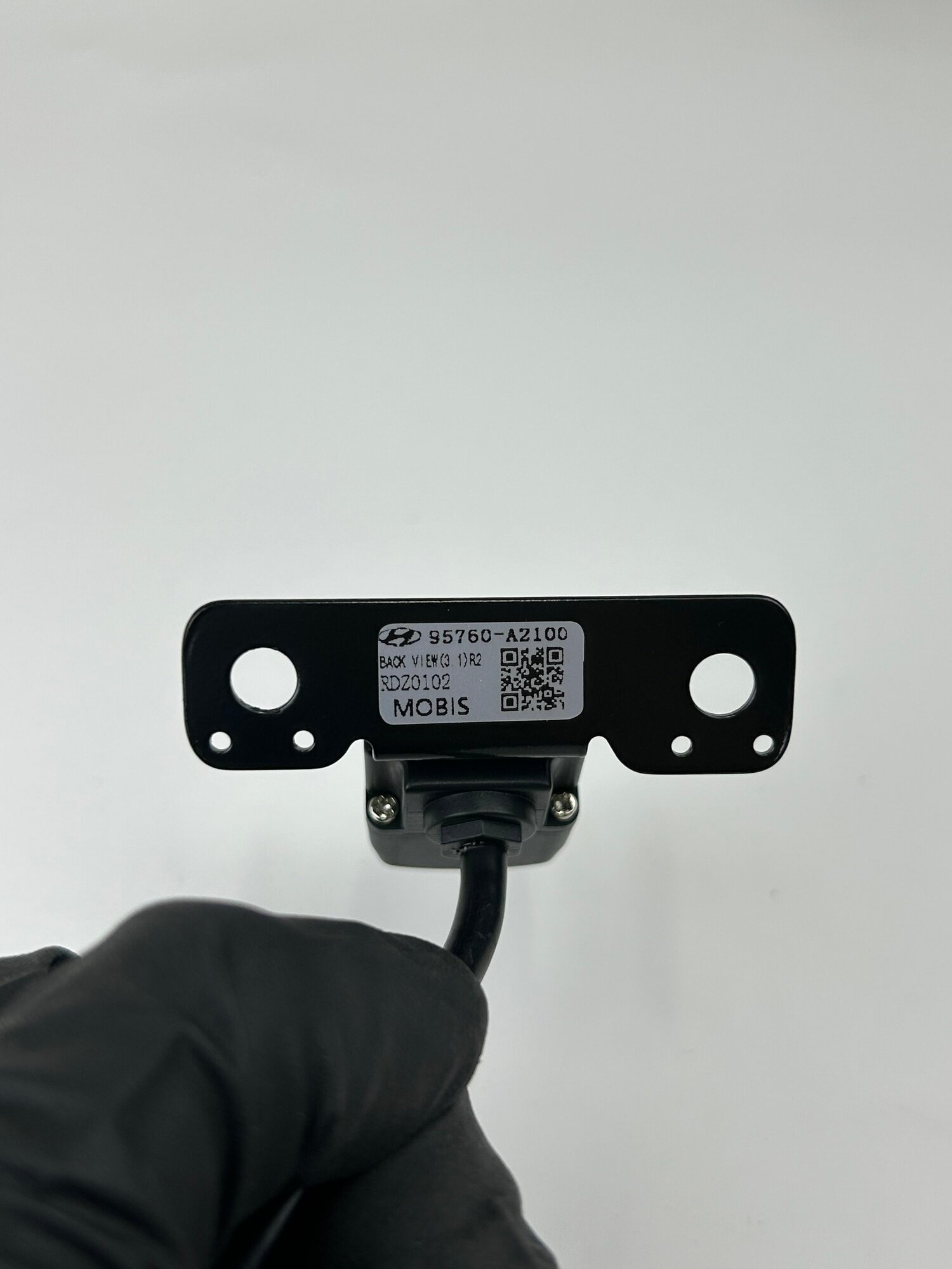 Камера заднего вида 95760A2100 Kia Ceed