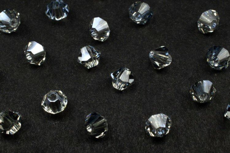 Бусины биконусы хрустальные 4мм, цвет CRYSTAL LAGOON, 746-111, 20шт