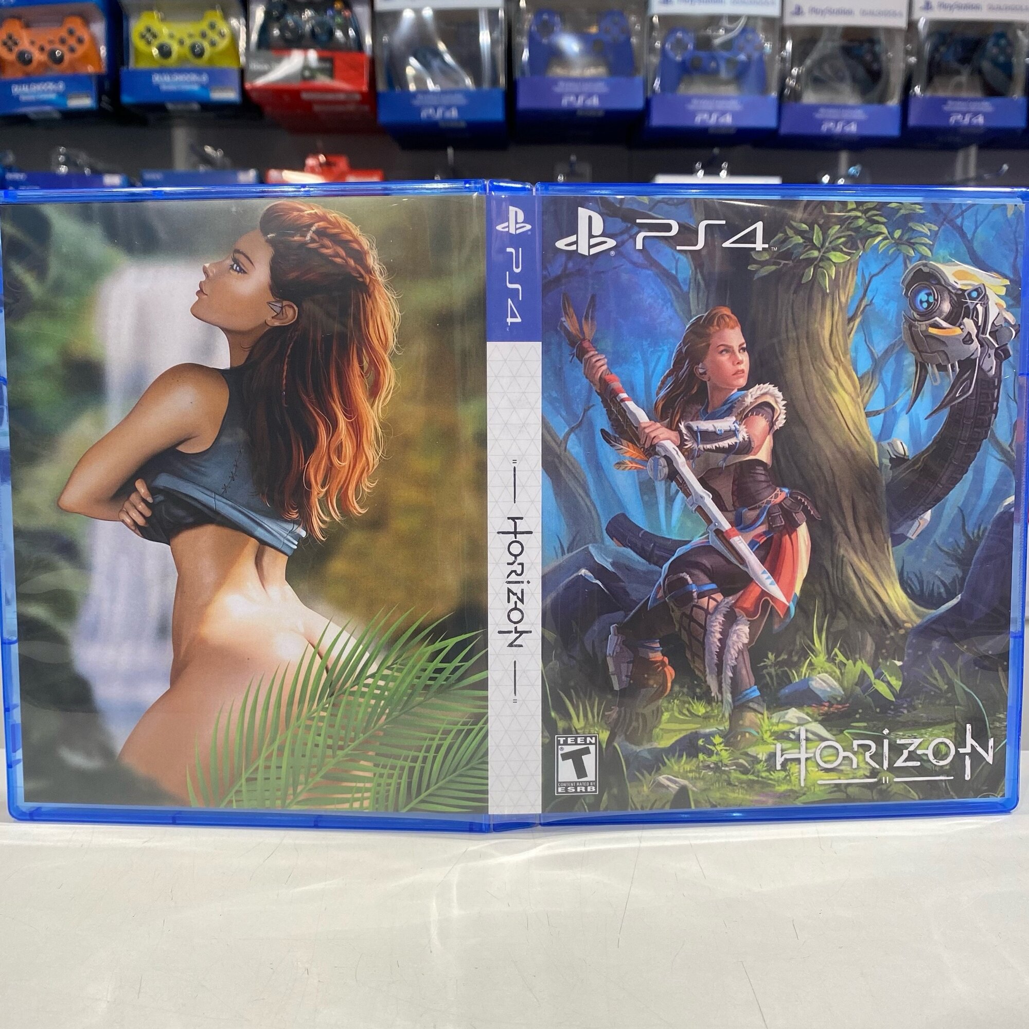 Эксклюзивная обложка PS4 для Horizon №29