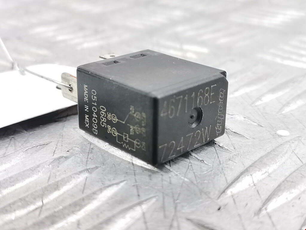 Реле Jeep Grand Cherokee 3 4671168 арт. 2100230