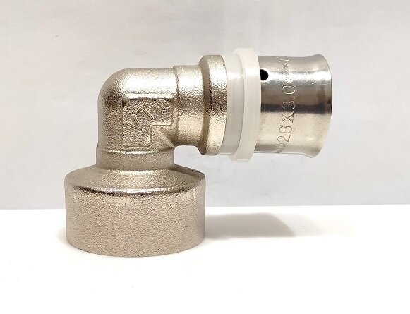 Уголок с переходом на внутреннюю резьбу пресс 26 х 3/4"