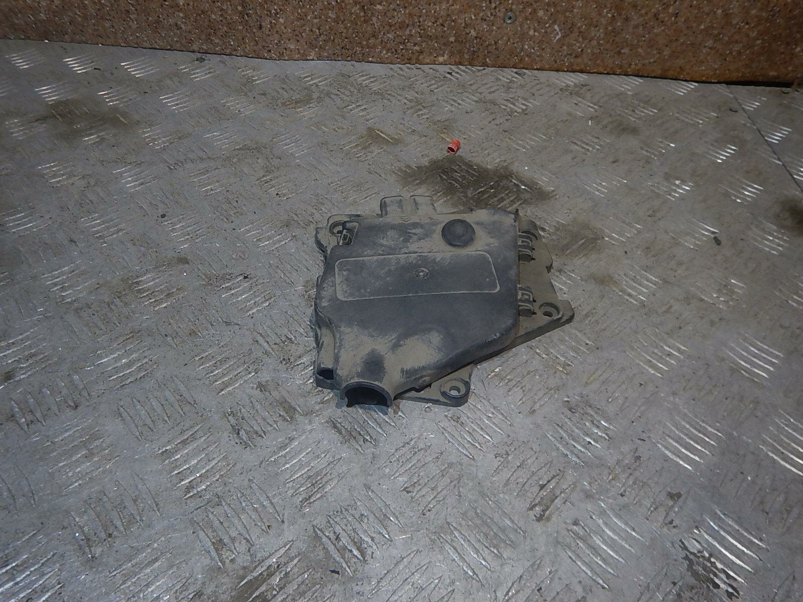 Б/У Блок предохранителей, Citroen (Ситроен)-C3 (09-16) CITROEN C3 (09-16) К корпусу АКБ без повреждений. 490566 Peugeot-C...