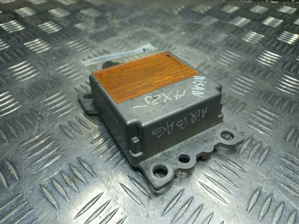 Блок управления SRS (AIR BAG) Б/У для NISSAN QASHQAI I (2006—2010) K8820JD01A